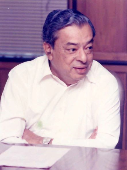 Dr. V. Kurien and I – Usha Rajagopalan "Lakeika"